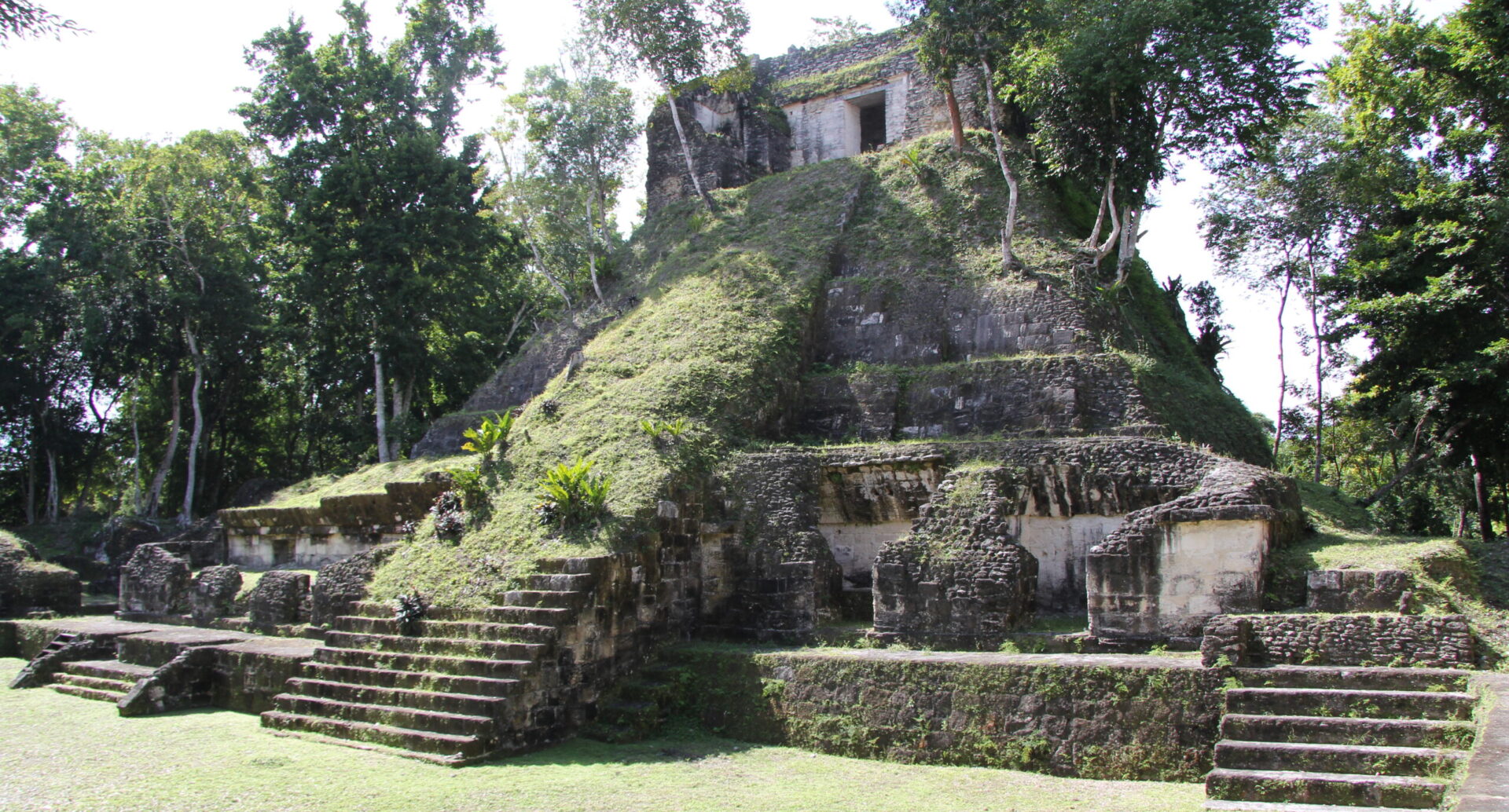 Nakum Guatemala: Discover the Ancient Maya City in the Jungle